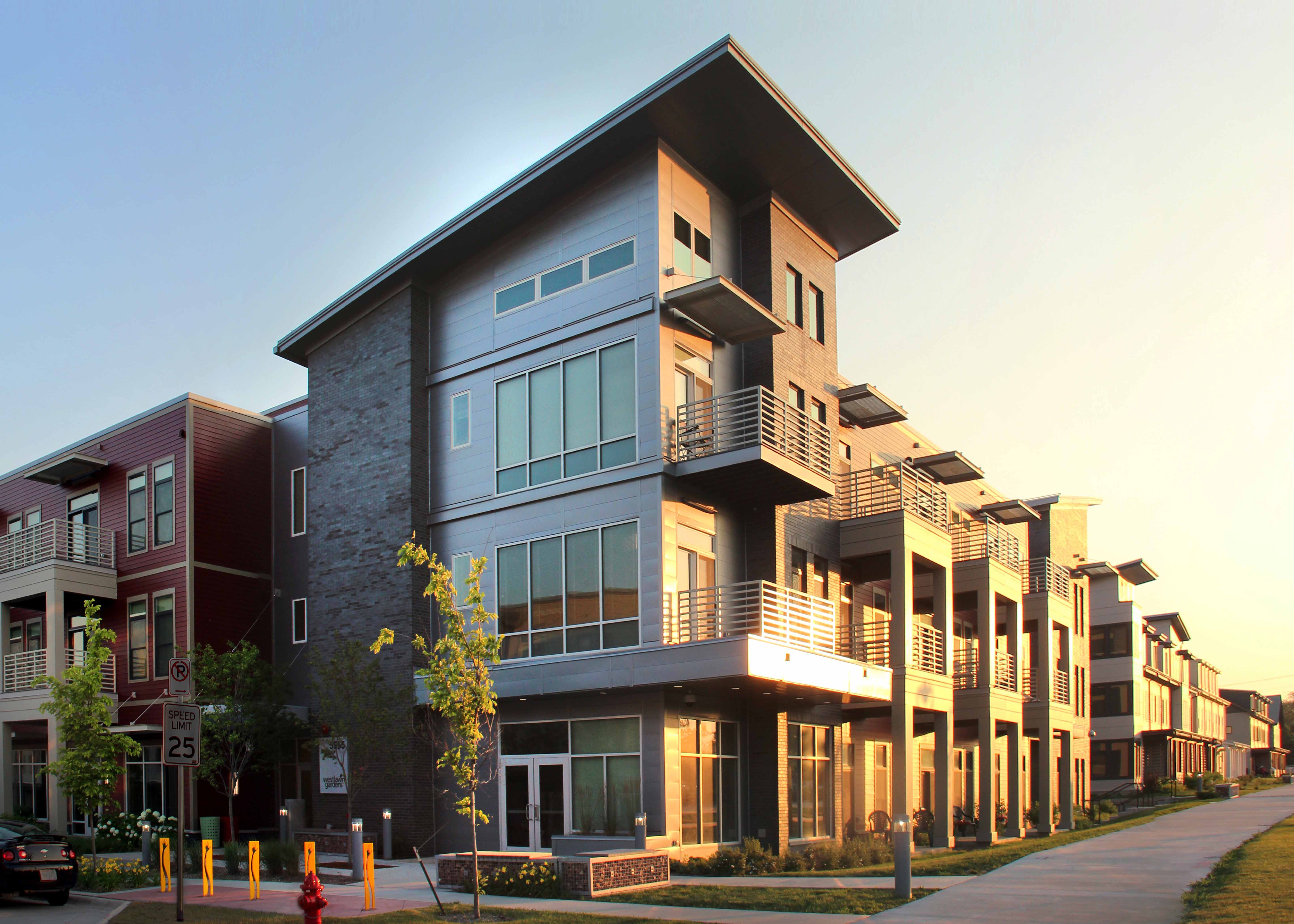 Westlawn Gardens | CNU